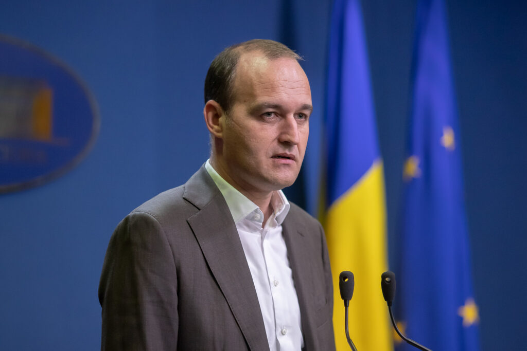 În timp ce România rămâne în afara Schengen, Ministrul Finanțelor nu dă ...